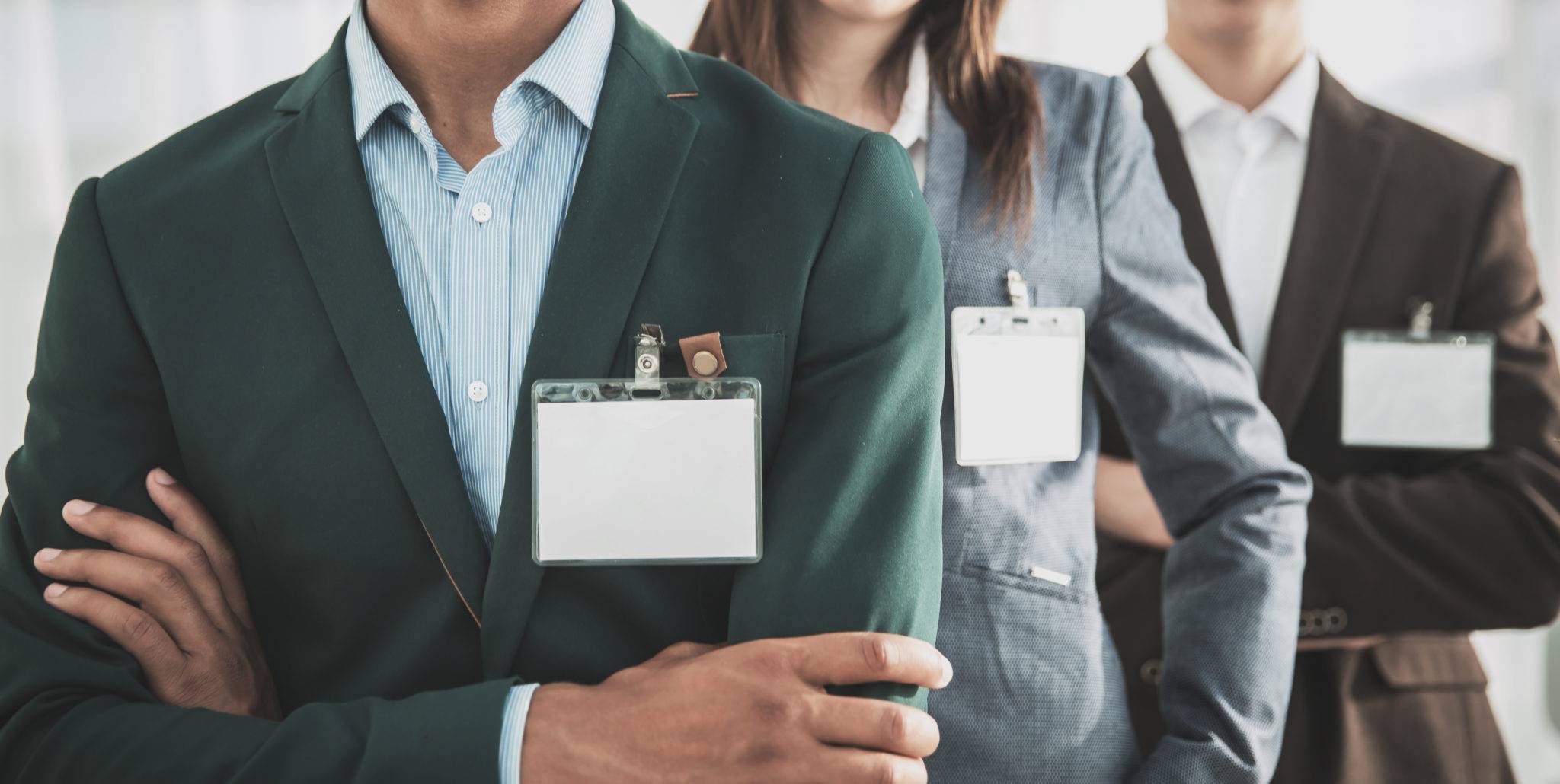 How To Create Adhesive Name Tags For Events | Labels Zoo